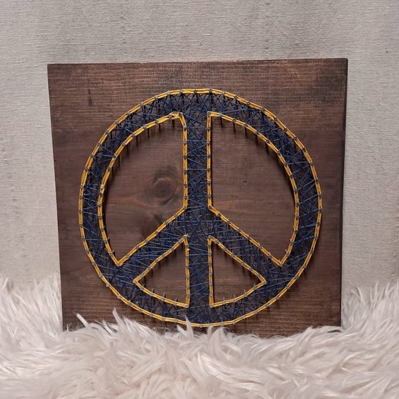 urban hat | Art | Peace Sign String Art Wall Decor | Poshmark